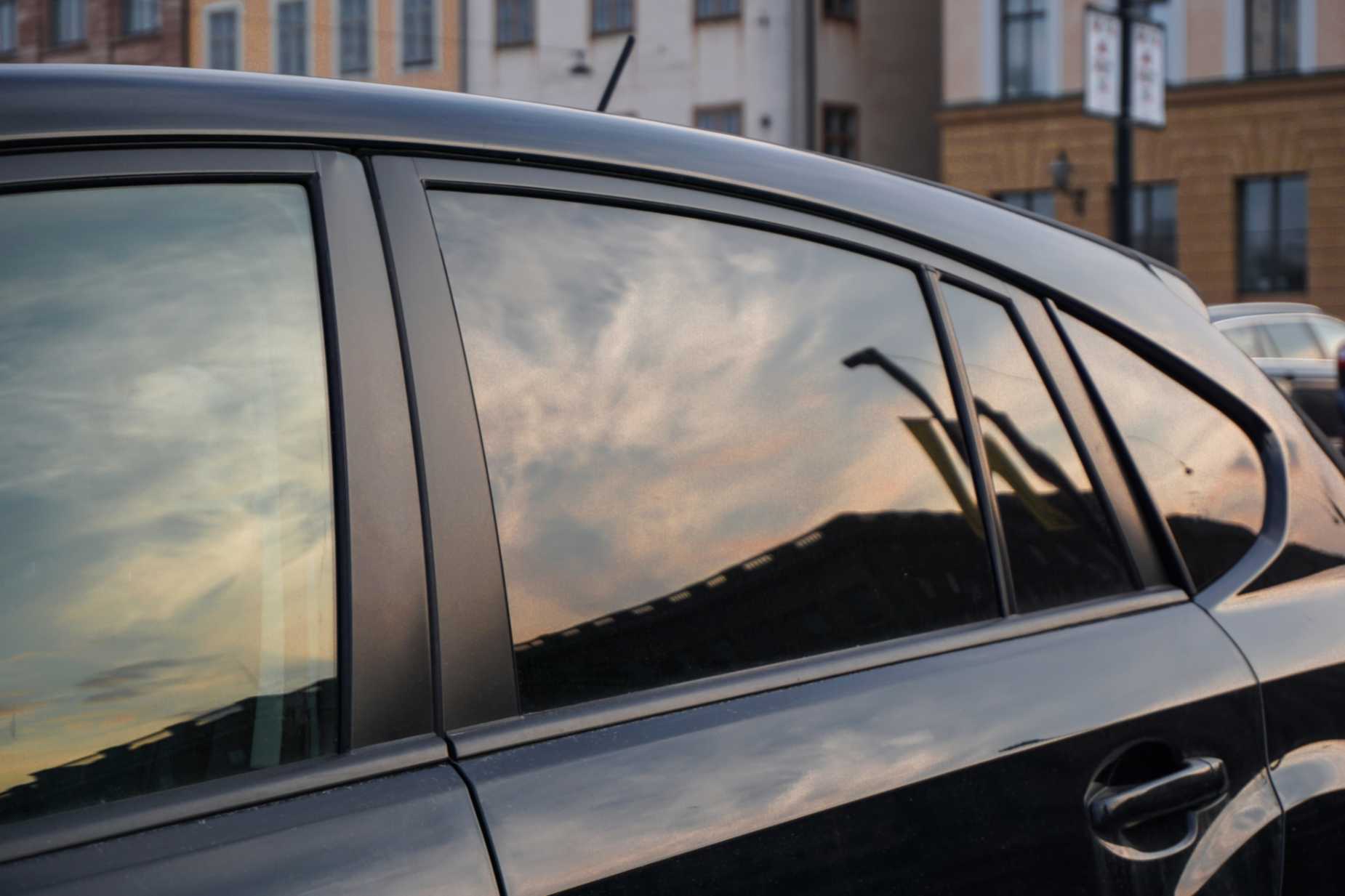 Exploring Different Types of Auto Window Tint